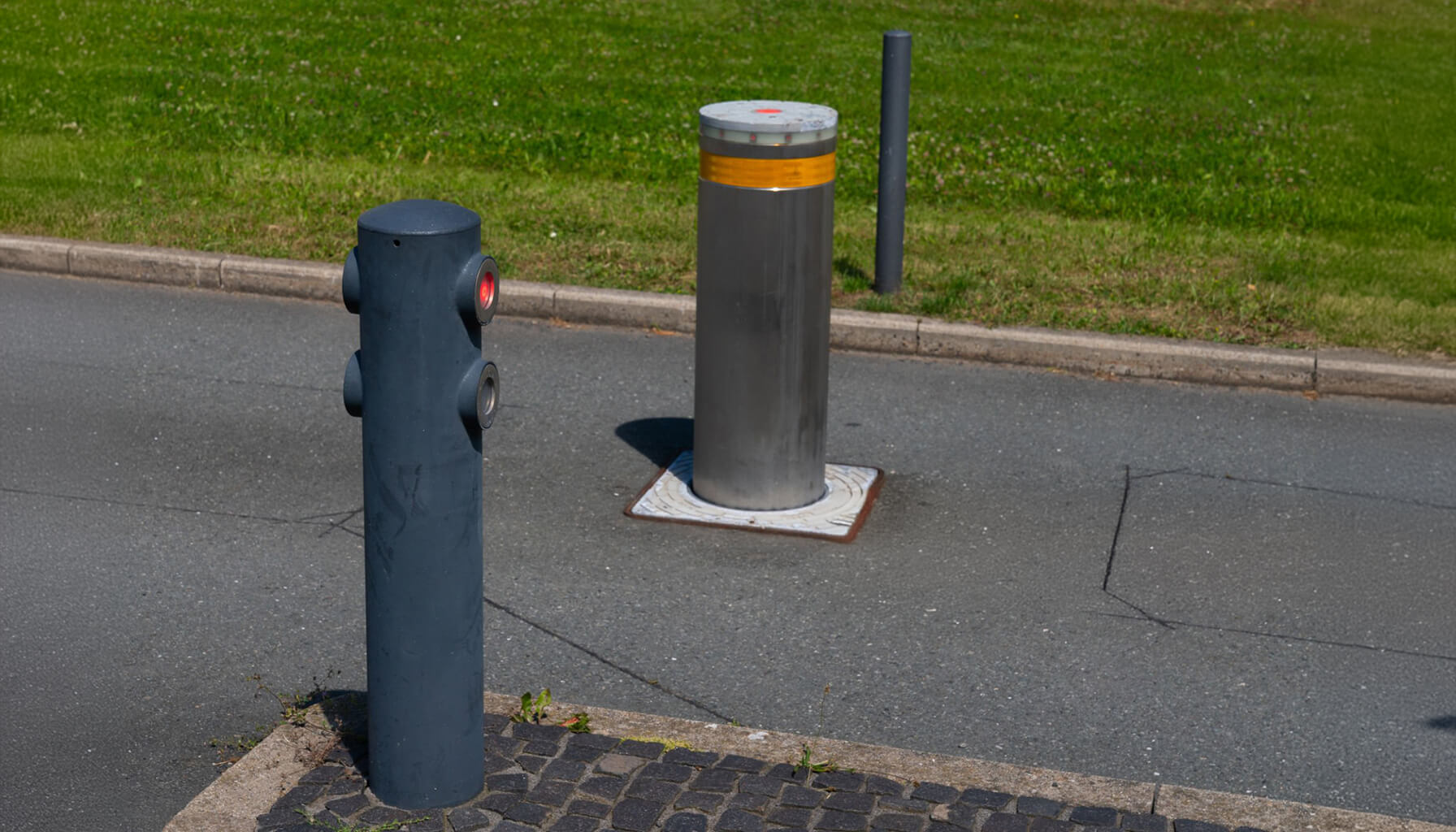 How do bollards go up and down? - Trusted China Manufacturer of ...