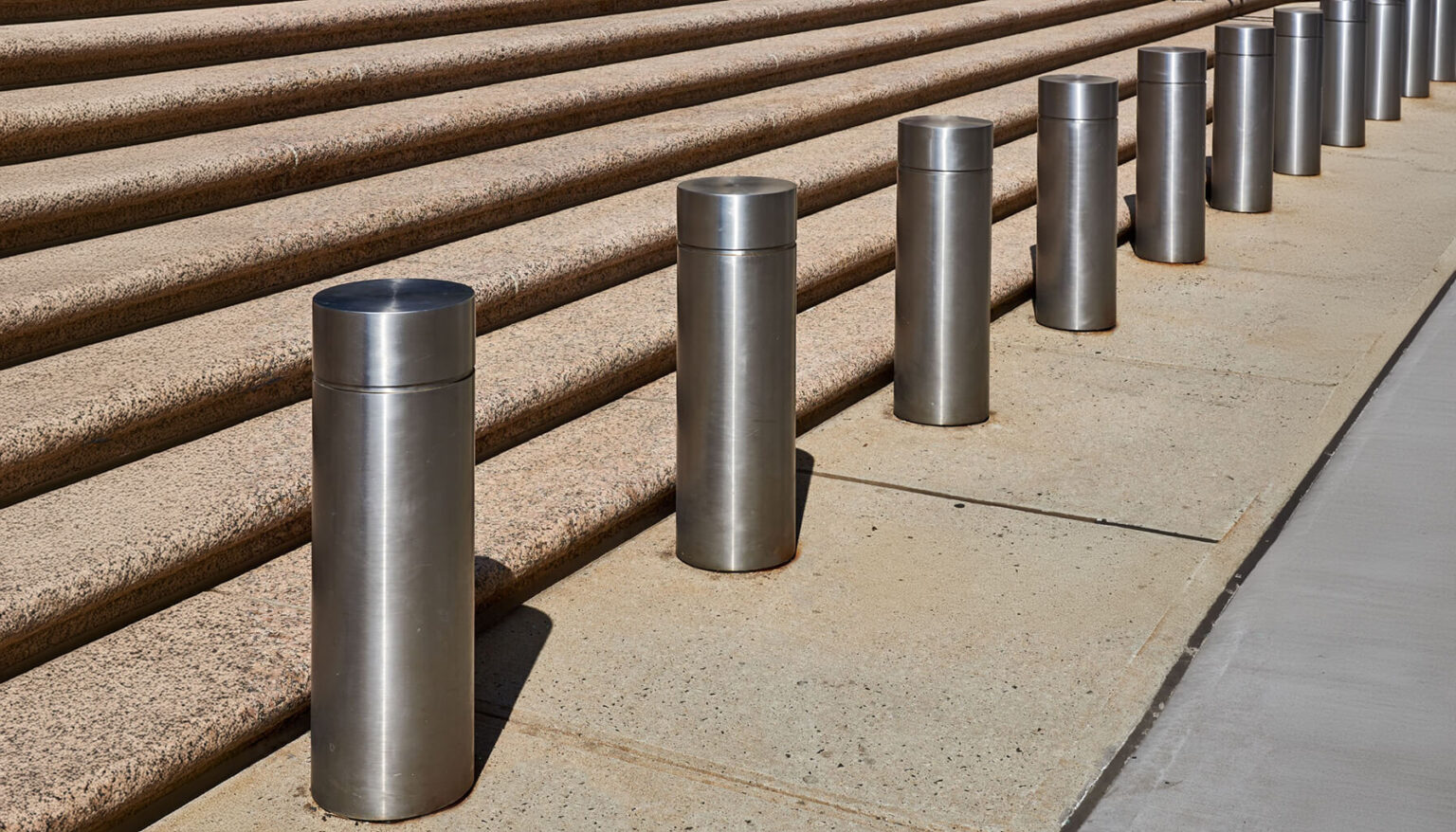 What is the difference between guard post and bollard? - Trusted China ...